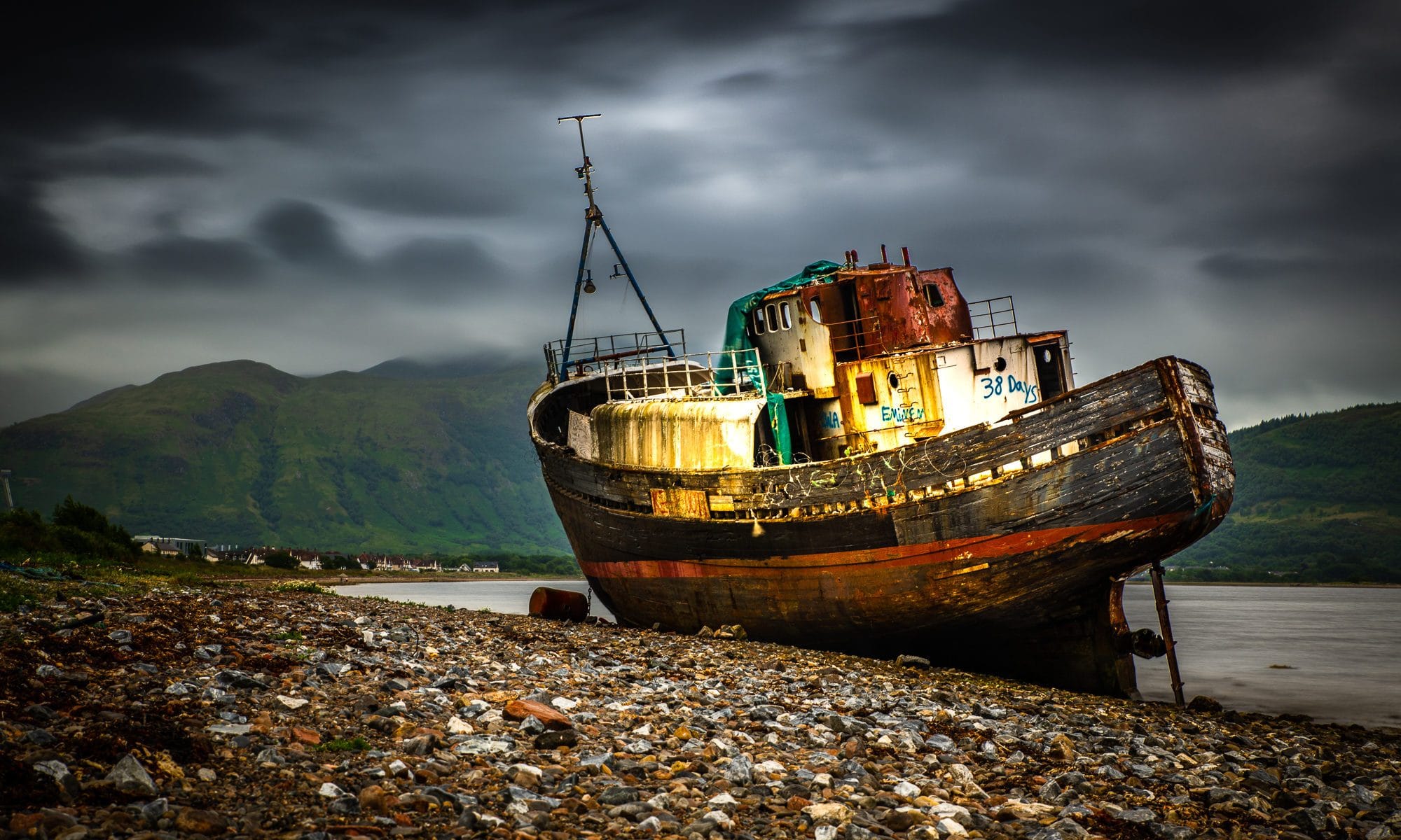 The Corpach wreck | Whisky Sir Edward's